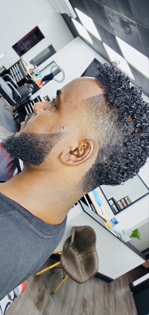 Zfadez21 – Zfadez21 Barber Shop 11+ Experience